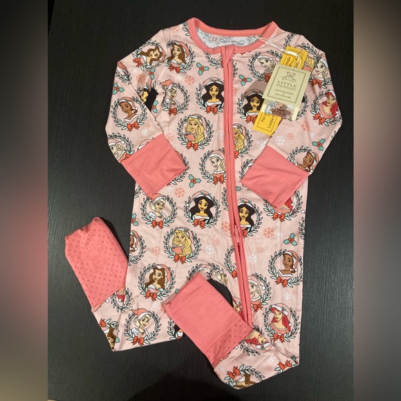 Little Snuggles | Pajamas | Nwt Little Snuggles Holiday Princesses ...